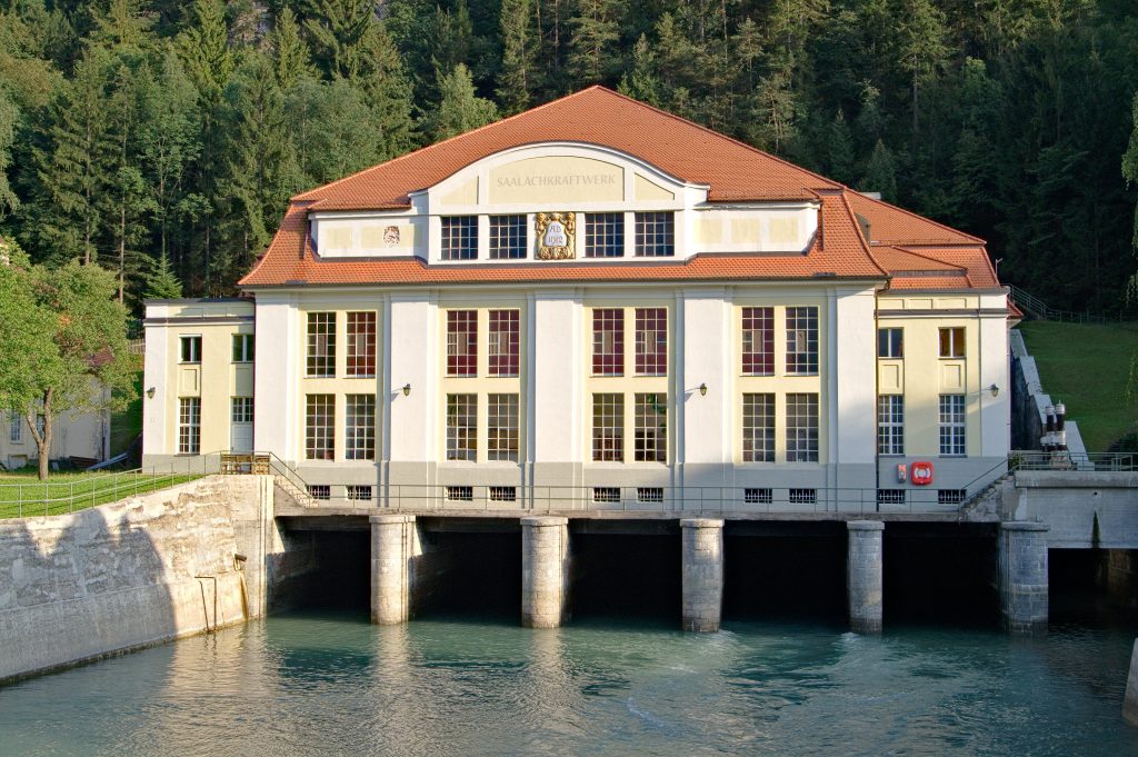 100 Jahre saubere Energie - zek HYDRO