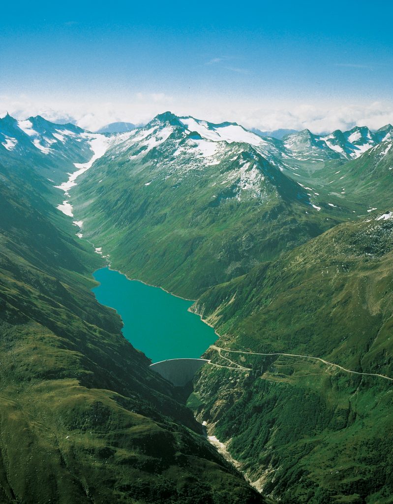 AXPO plant Wasserkraftwerk in Misox - zek HYDRO